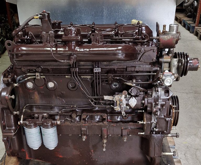 MOTEUR FIAT 1180 TYPE 8065.04 SIX CYLINDRES ALESAGE 103 MM - CASSE TRACTEUR